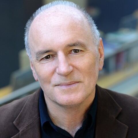 Professor Neil Pearce | LCNTDR